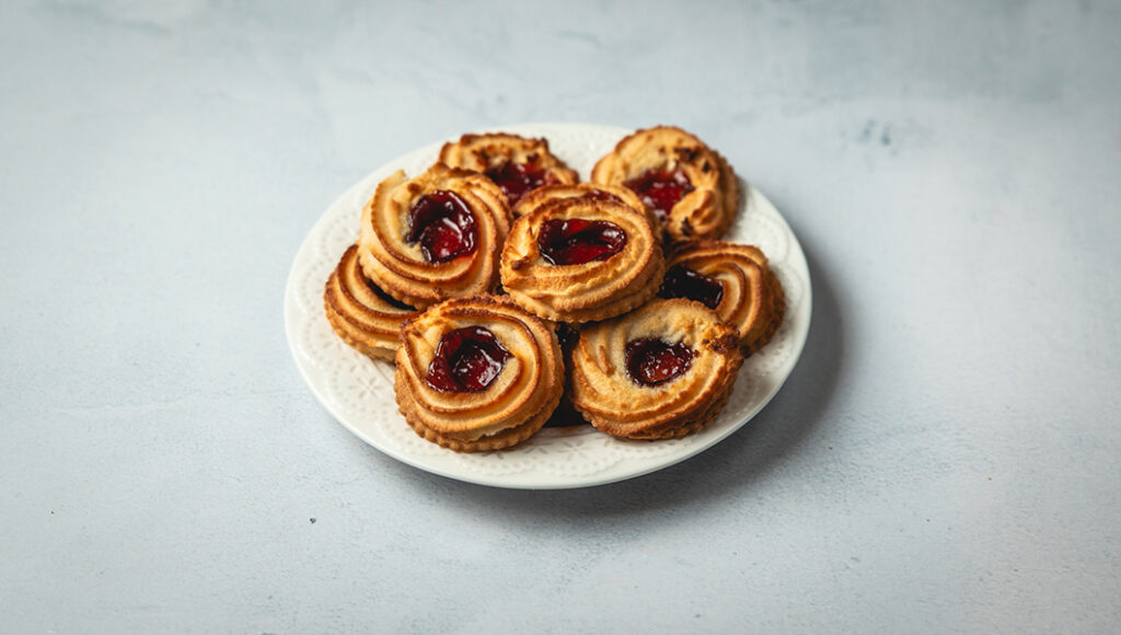 עוגיות KING DAVID - Dudu Outmezgine